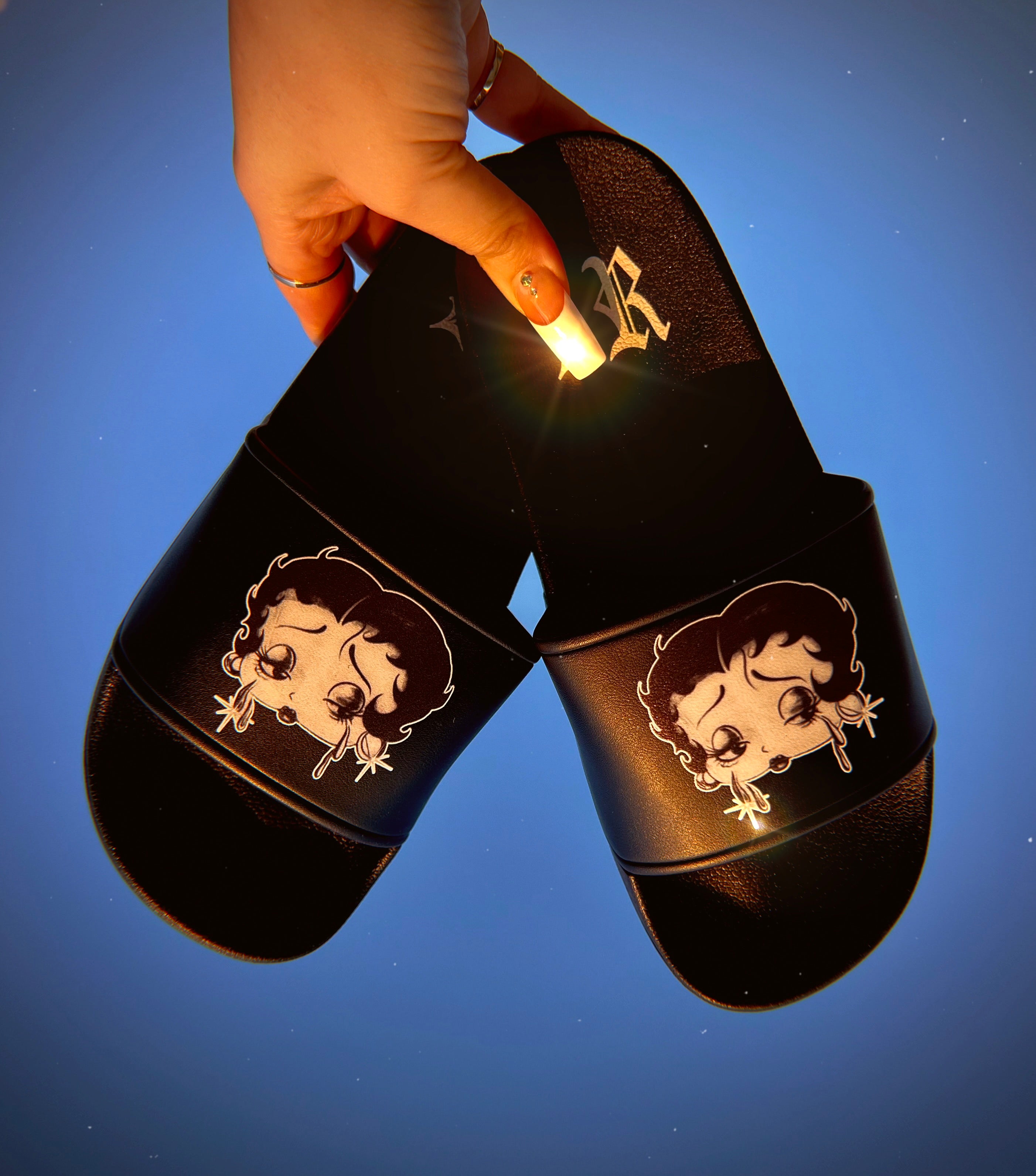 'Cry Baby Boop' Pen & Ink Slides (Black) – Lux Rosa